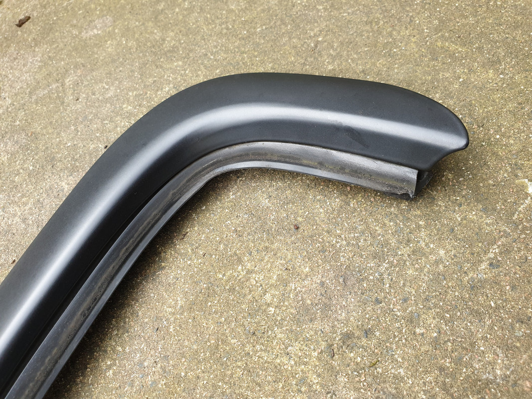 E46 coupe matt black shadowline / window gutter trims for refurb | The ...