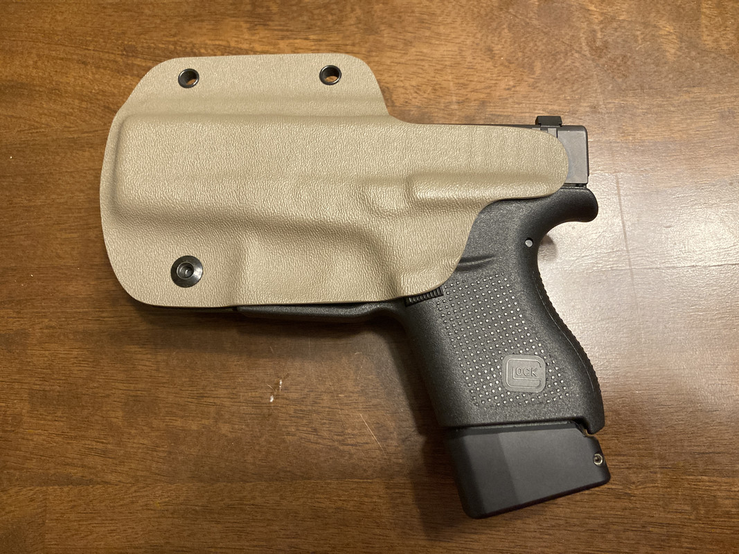 What compact pistol is better that a Glock G43 for front pocket carry ...