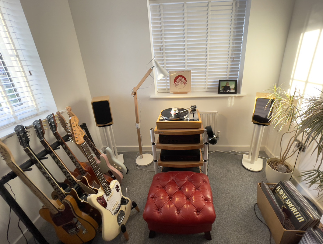 267 DC8 F0 7 A29 4221 8879 E19 EC41763 DE — Postimages