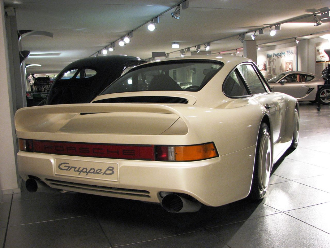 Porsche 959 Concept Car Gruppe B 1983 (rear) — Postimages