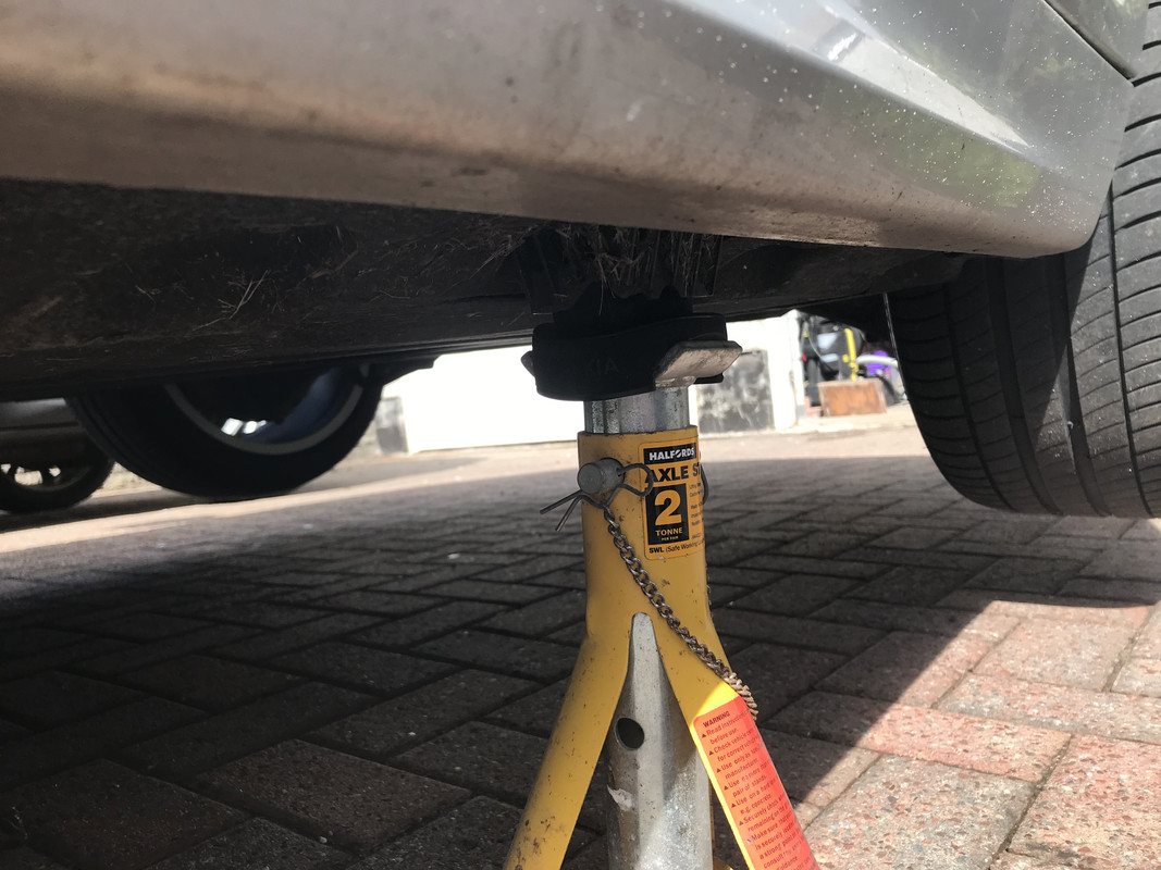 F10, F11 DIY Front Axle Jacking - F10, F11 and F07 Technical - Forum 5