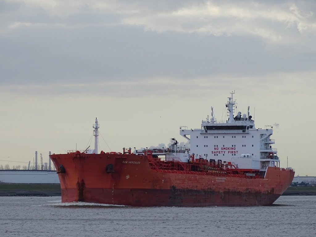 Spotten in De Hoek. - Pagina 614 - SCHEEPVAART FORUM