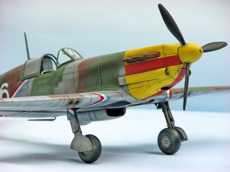 Azur Dewoitine D.520 1/32 - Ready for Inspection - Large Scale Planes