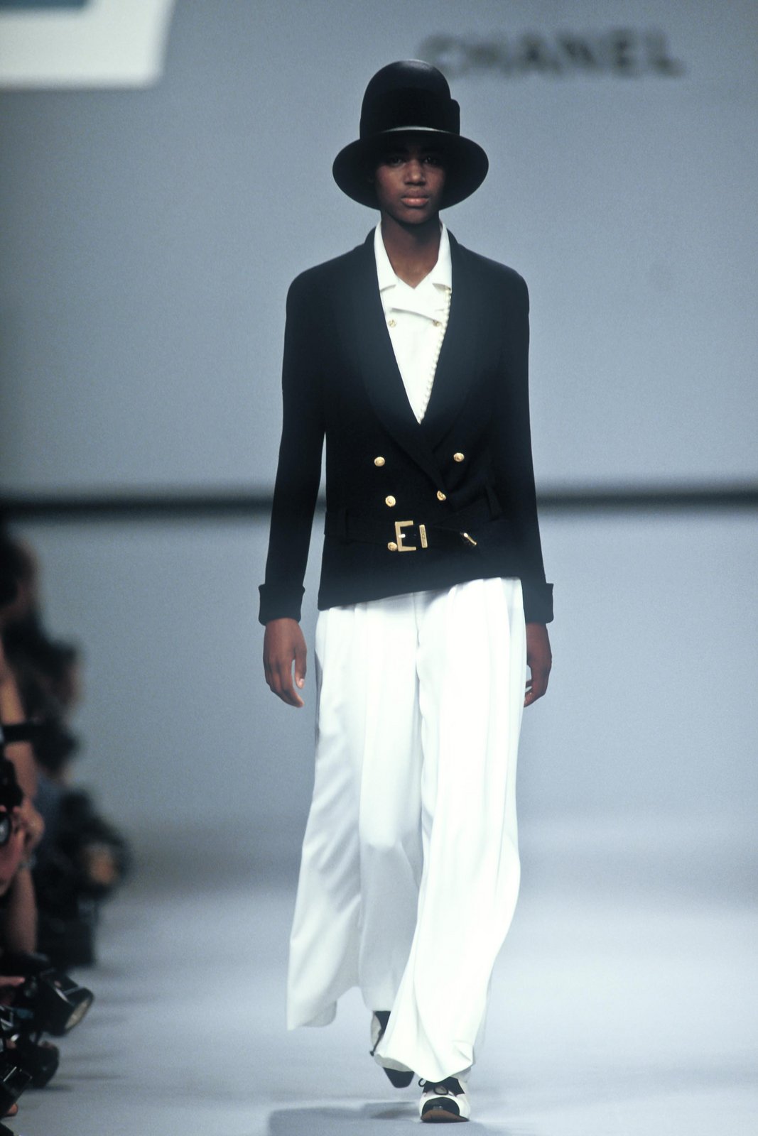 Fashion Classic: CHANEL Spring/Summer 1989 | Lipstick Alley
