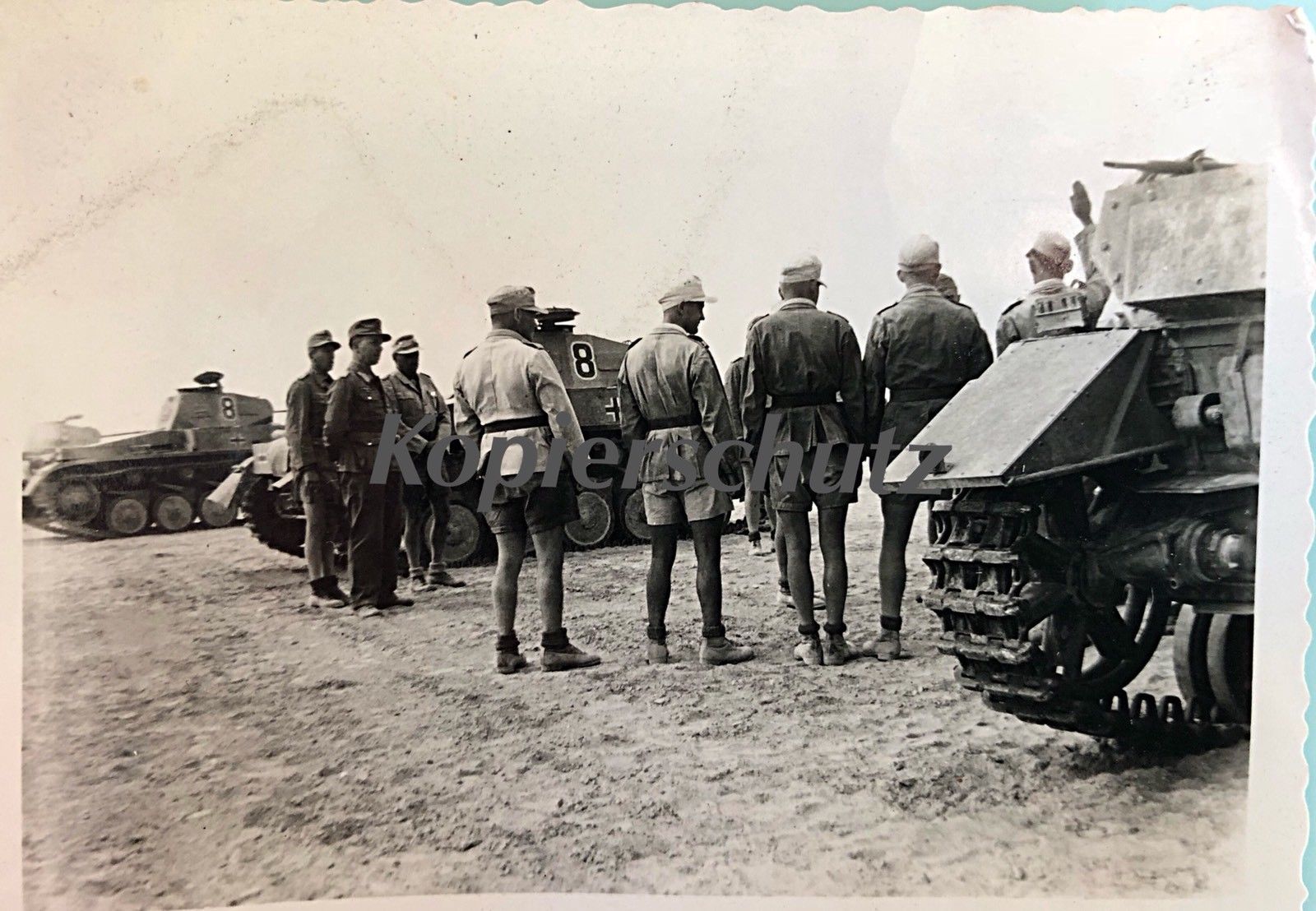 Panzer II F, DAK camouflage. - AFV WWII - Britmodeller.com