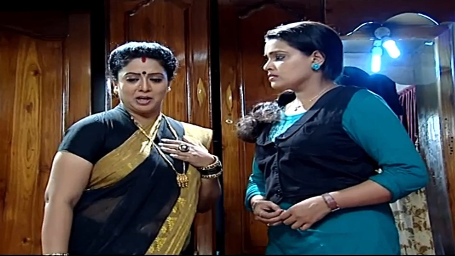Roopashree Big Navel Slips mp4 snapshot 00 07 230 — Postimages