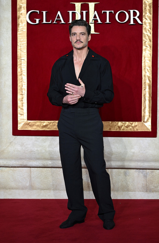 Pedro Pascal 041 — Postimages