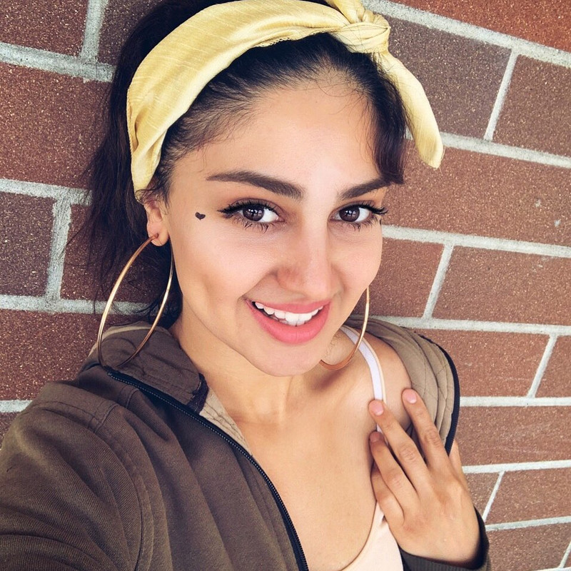 b Copy — Postimages