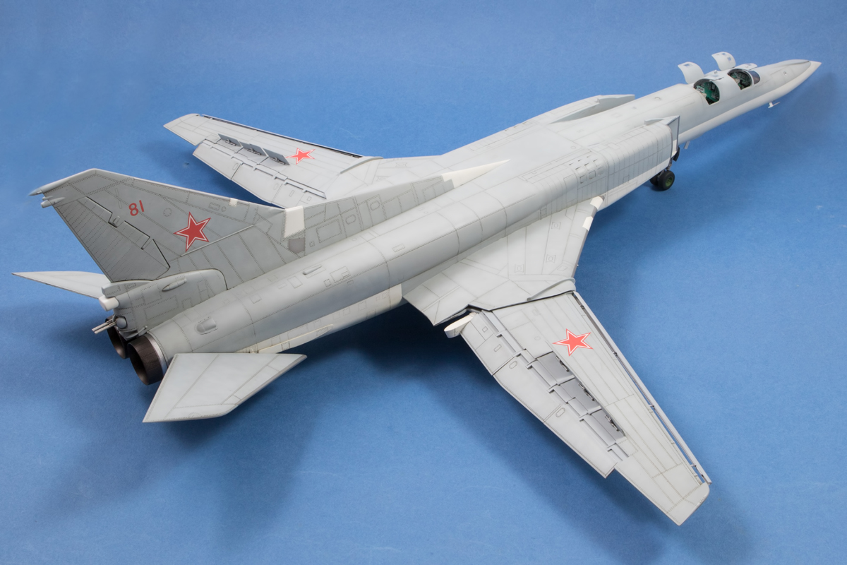 Trumpeter 1/72 Tu-22M2 Backfire - Ready for Inspection - Aircraft ...