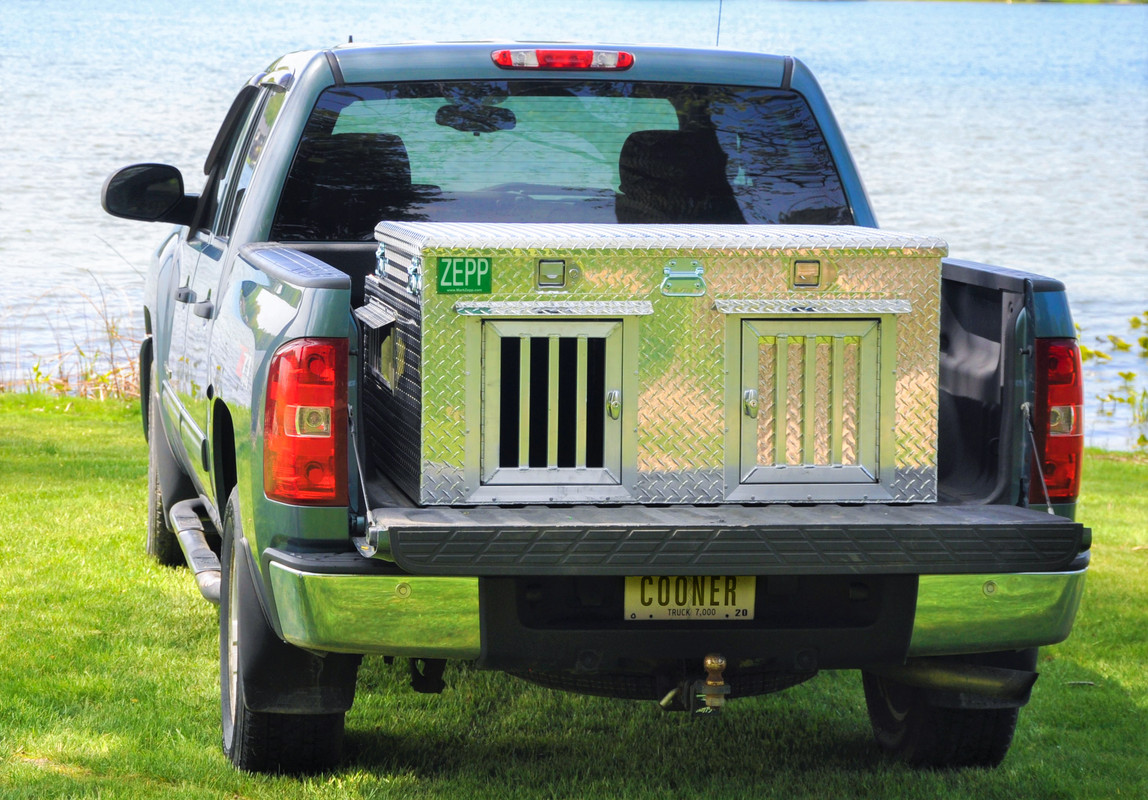 Zepp's Dog Boxes - Professional Kennel Club