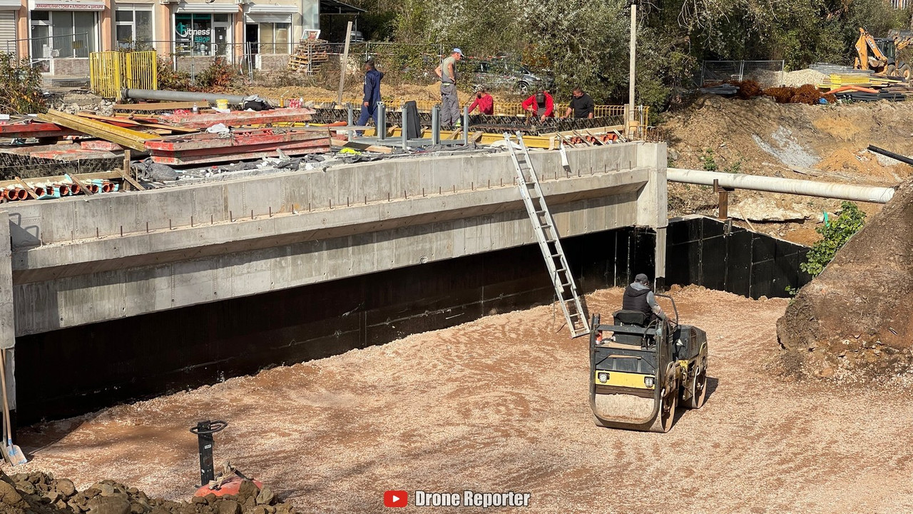 dr IMG 0221 — Postimages