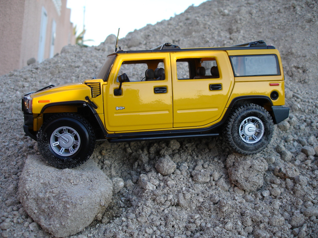 Hummer H2 15 — Postimages