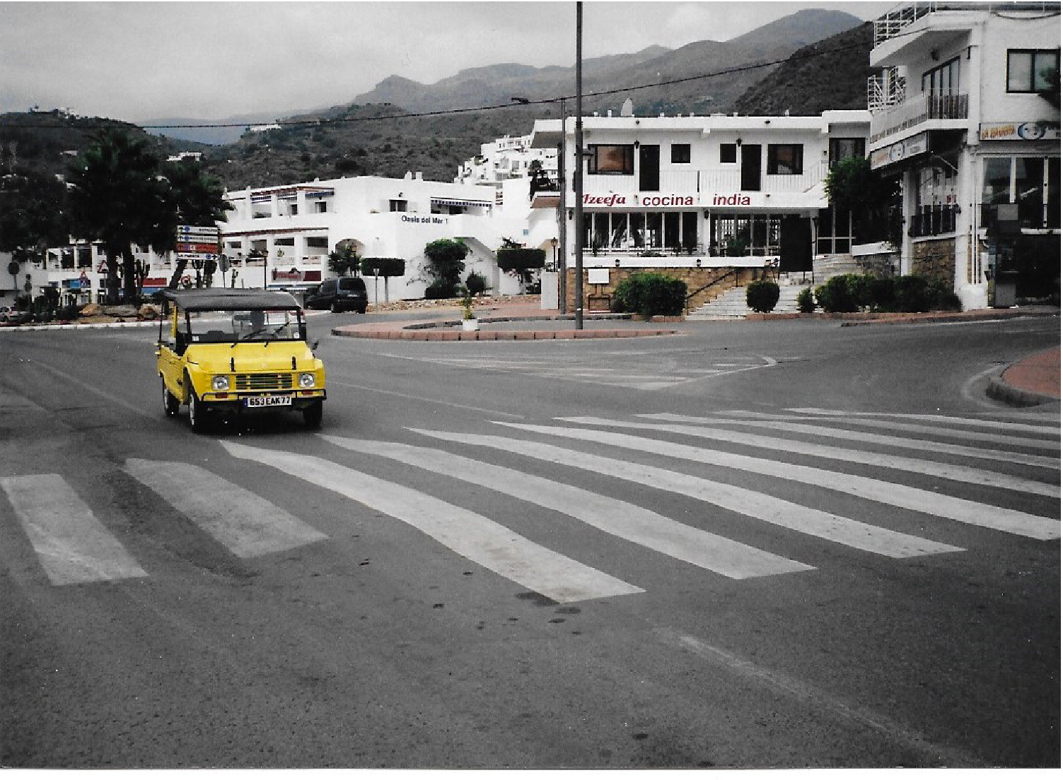 Citroen 2 CV Tourer — Postimages