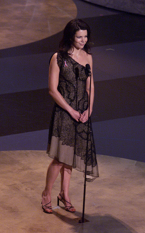 Lauren Graham ( I) Feet 1357341 — Postimages