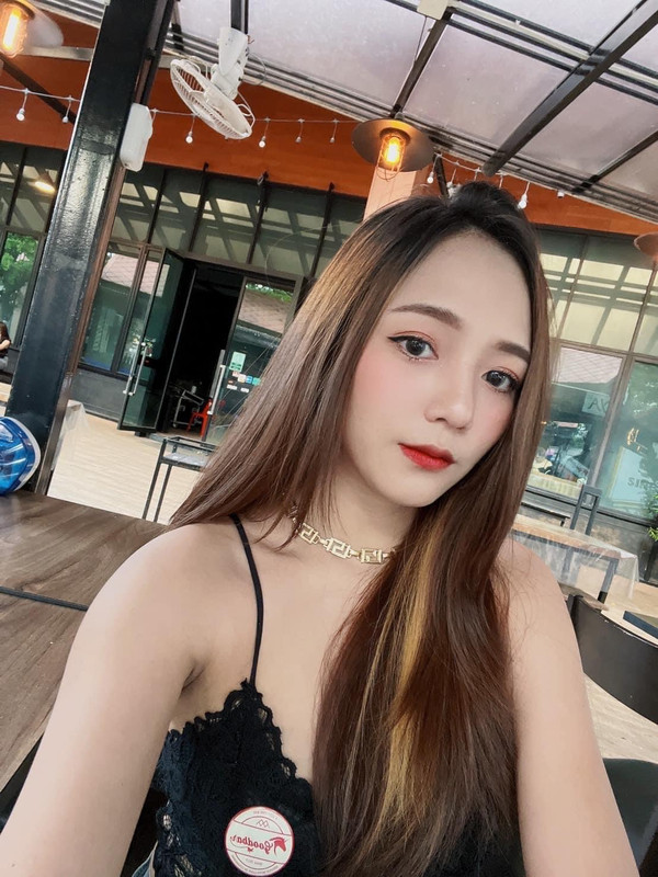 48497 BB2 8856 488 F 9 DC5 8 EE2 DE447 E6 D — Postimages