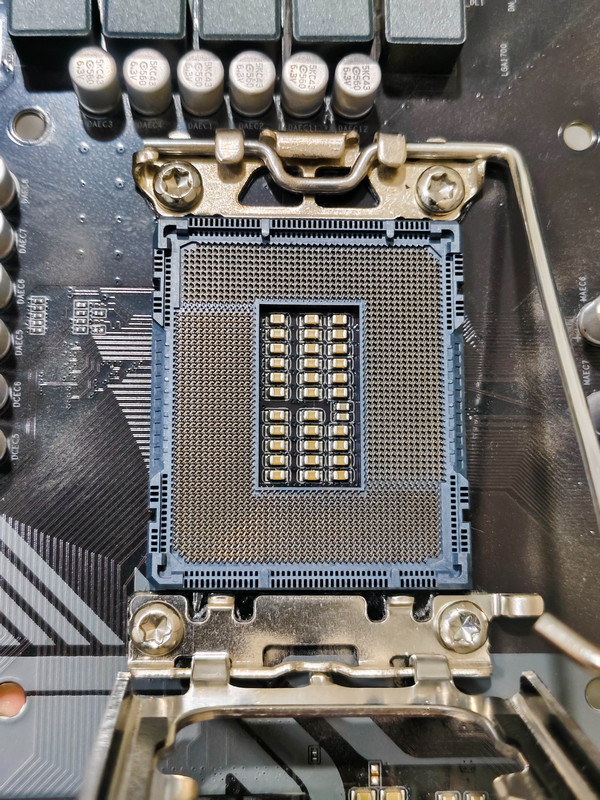 11635 0 — Postimages