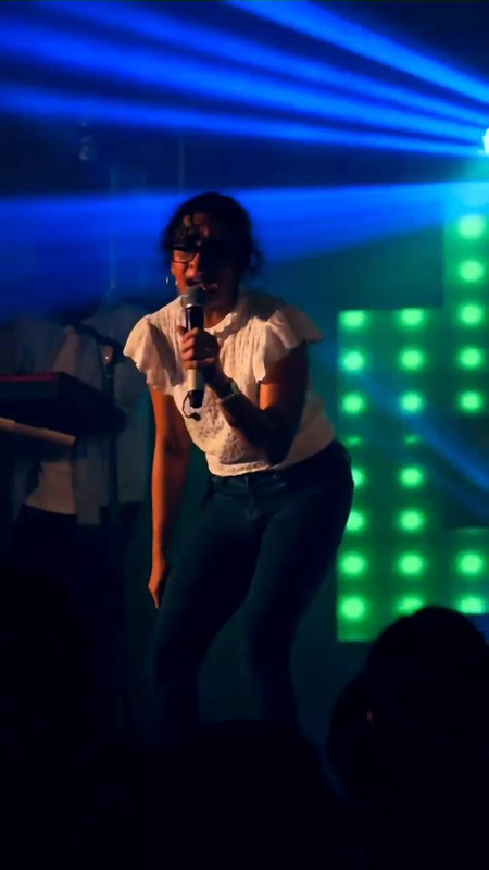 Anju Joseph First time clear Open Navel show while performance mp4 snapshot 00 00 342 — Postimages