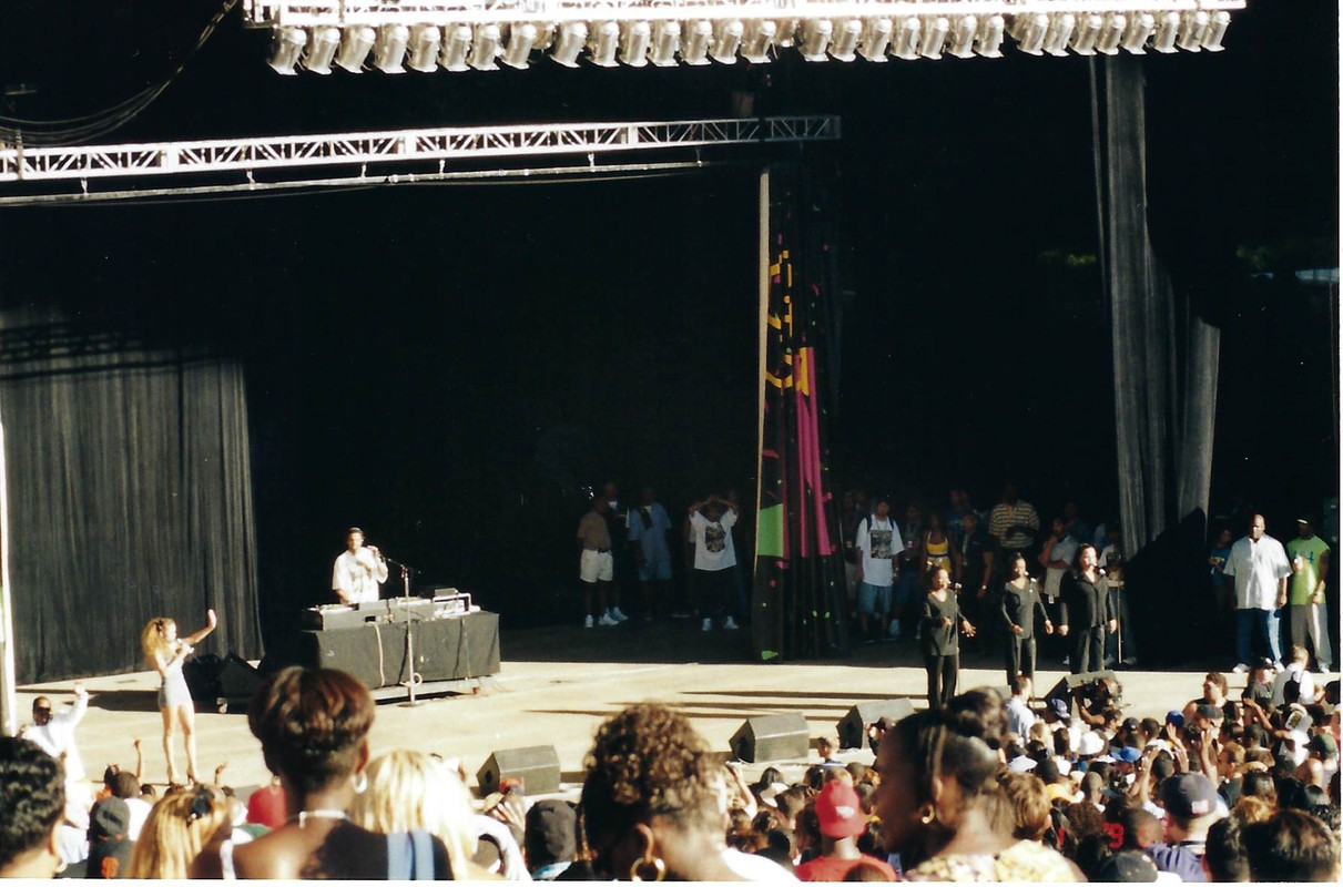 kmel 26 alexandra — Postimages