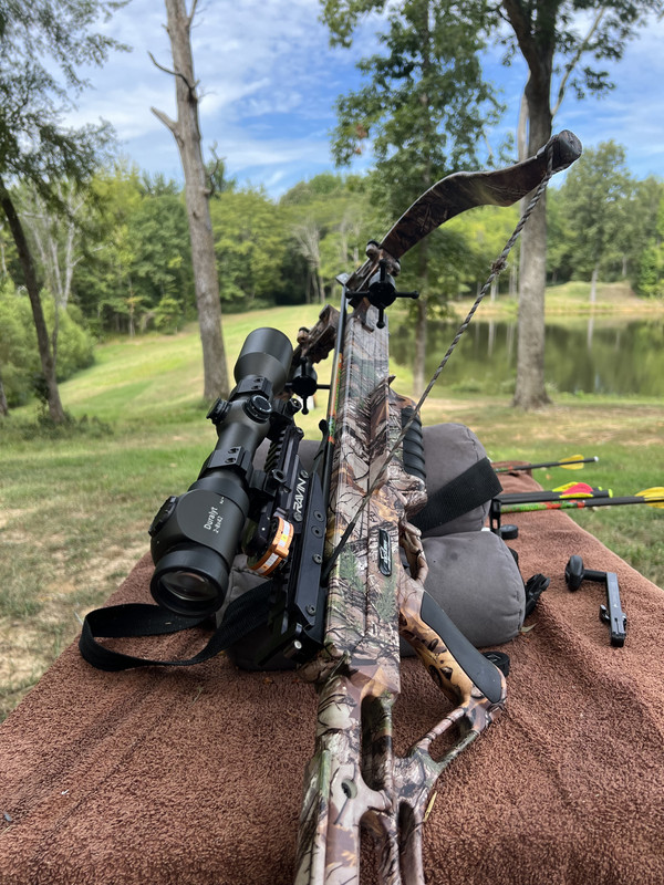 Observer on the target range. | Crossbow Nation