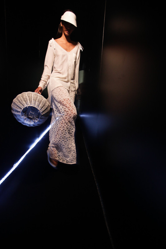 backstage totem fashionrio verao2013 124 — Postimages