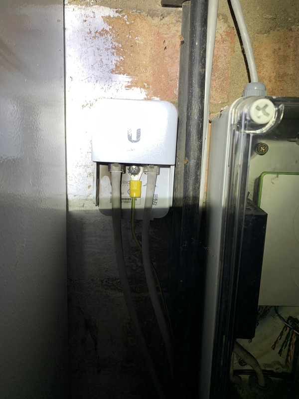 59 AD2437 405 E 4 E5 F A993 EA94 AA2510 A8 — Postimages