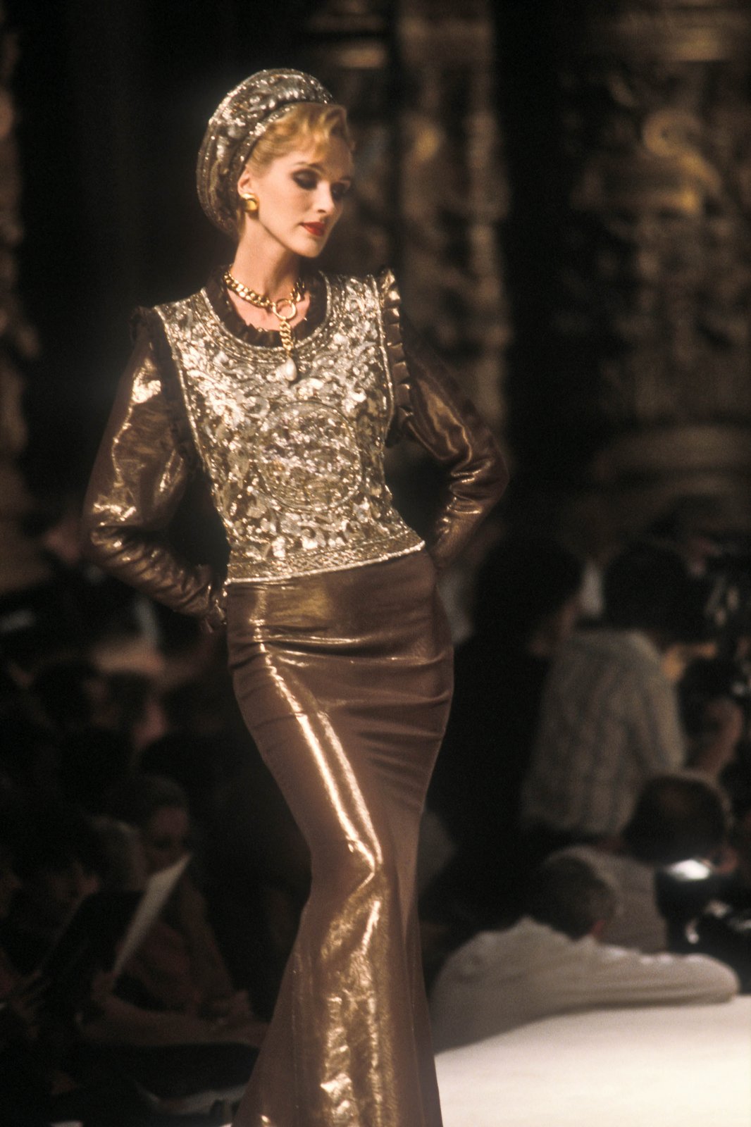 Fashion Classic: CHANEL Haute Couture Fall/Winter 1984 | Lipstick Alley