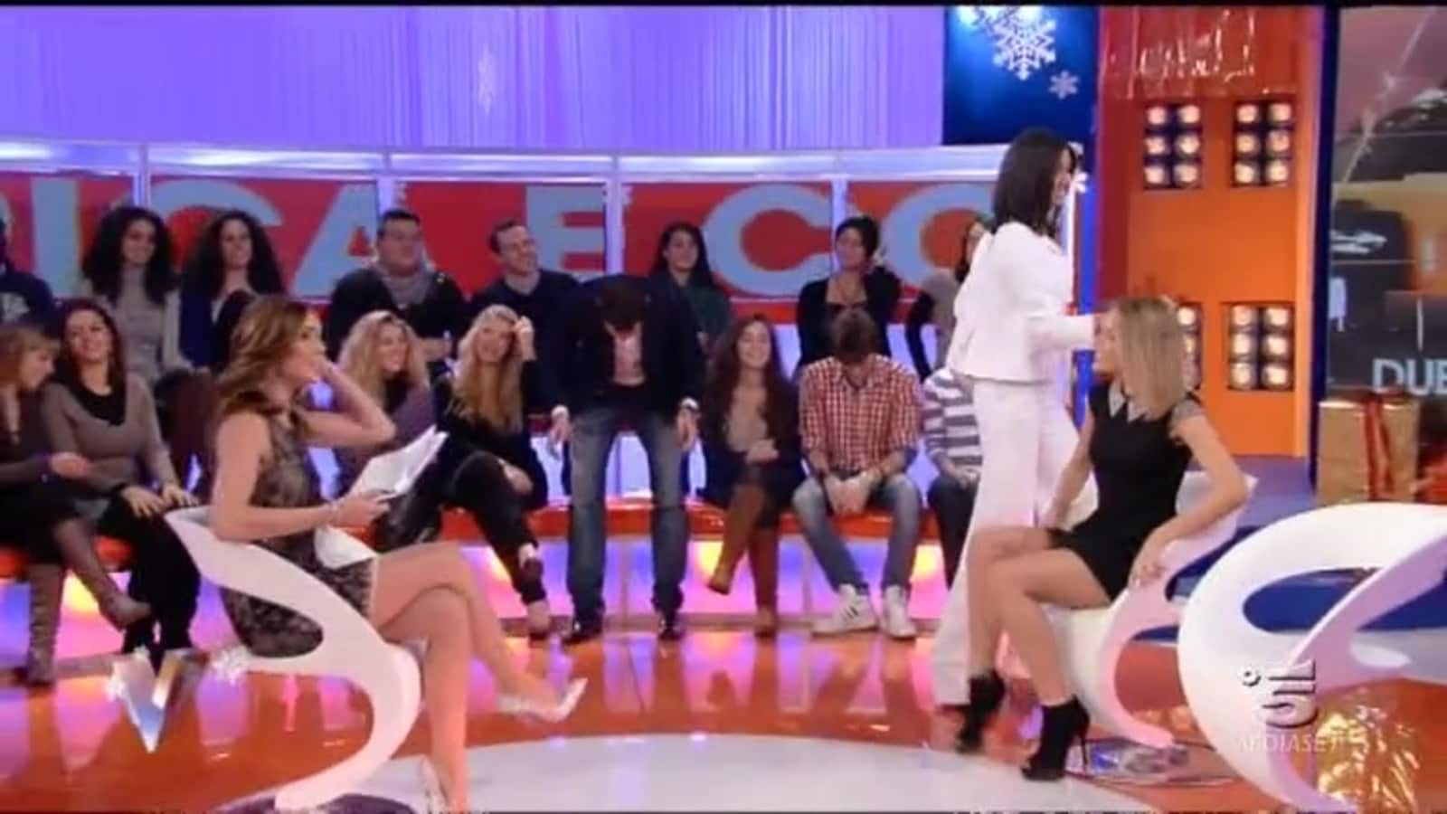 Federica& Costanza 2011 12 10 Verissimo 024 — Postimages