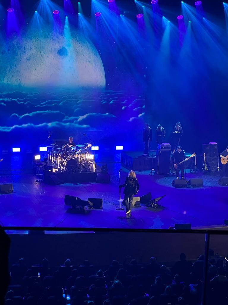 26 03 23 2 — Postimages