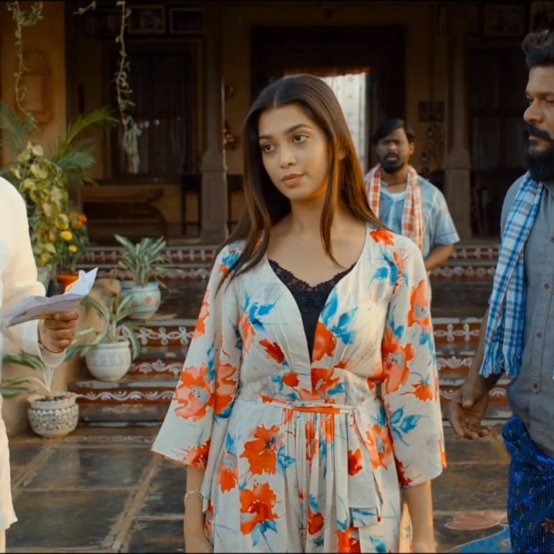 Digangana Suryavanshi Hot Exotic Expressions Romantic Scenes 1080p ...