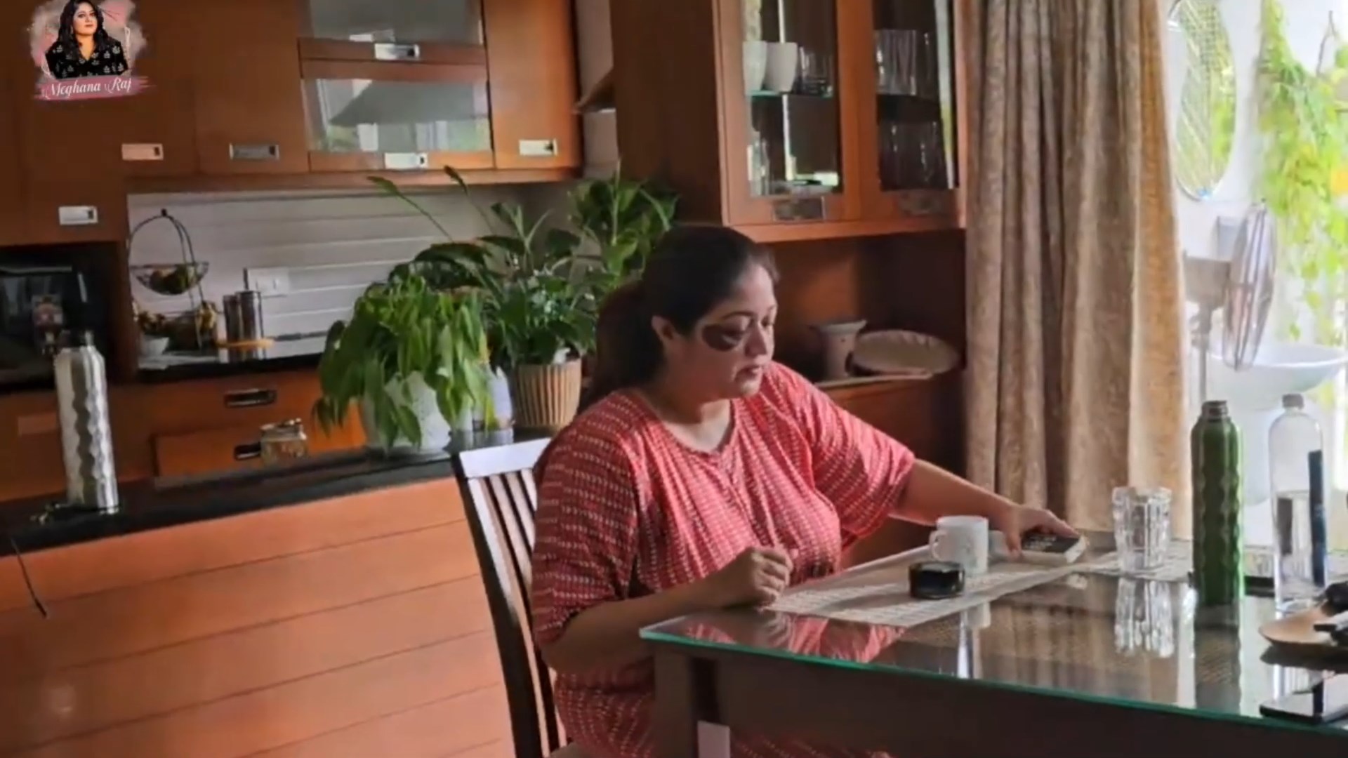 Meghana Raj Huge Hanging Breasts in red nightie mp4 snapshot 00 02 920 — Postimages