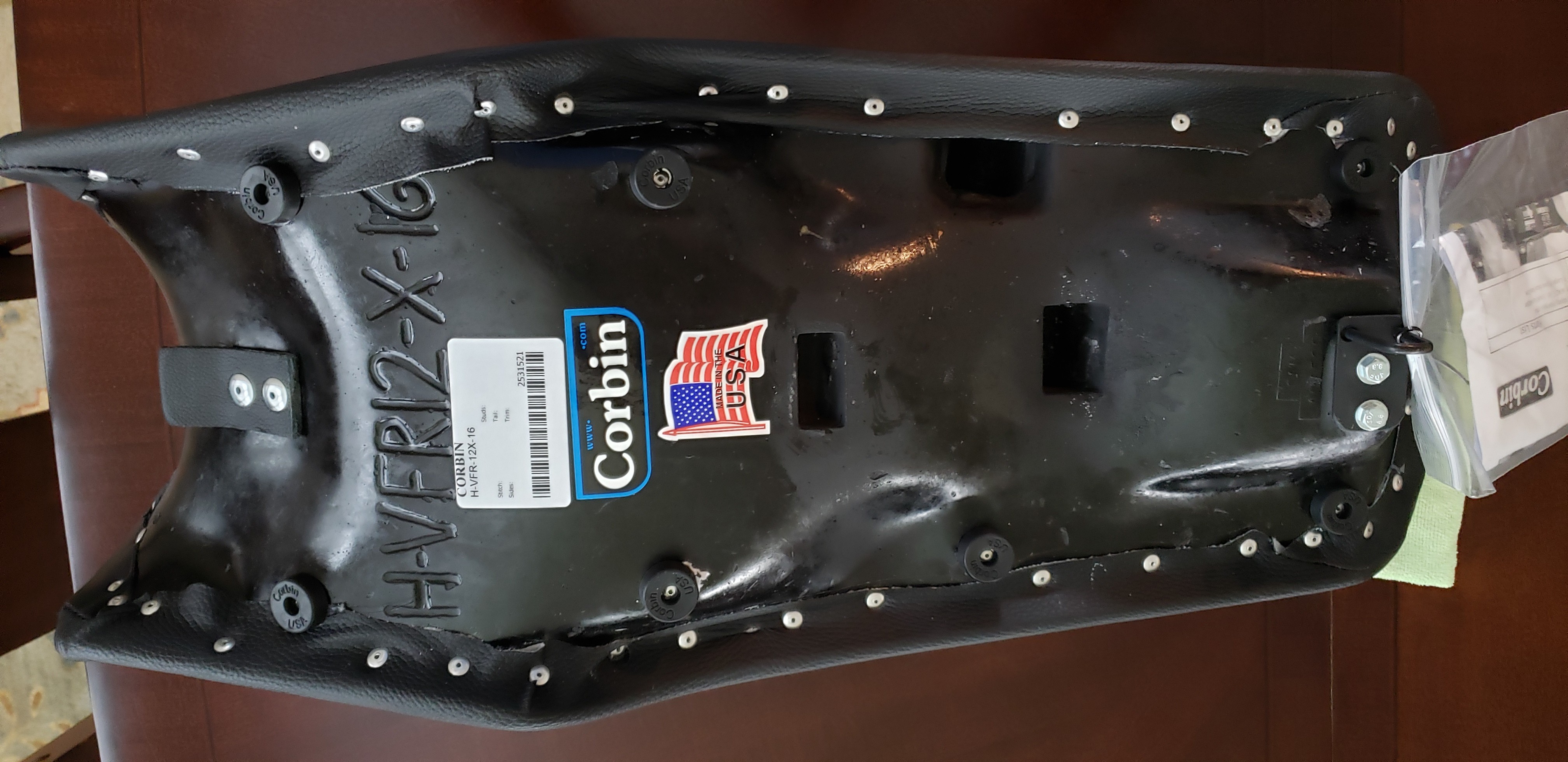 underside — Postimages