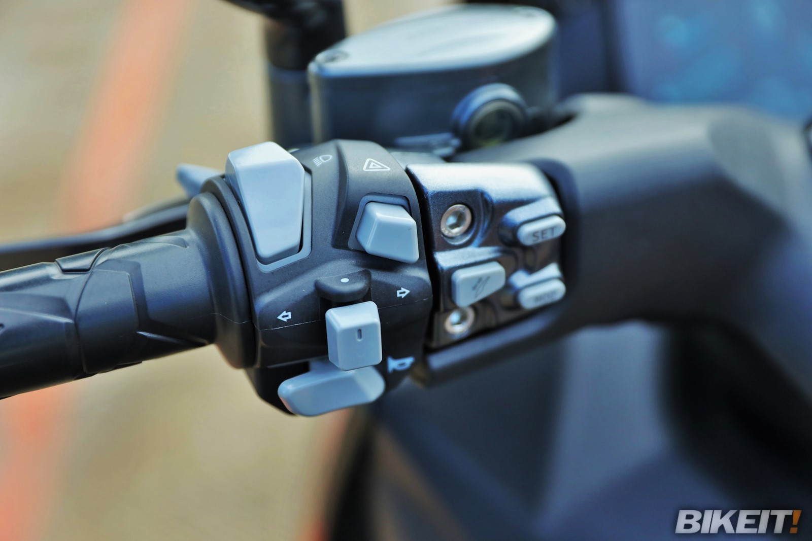 A15 A1957 web — Postimages