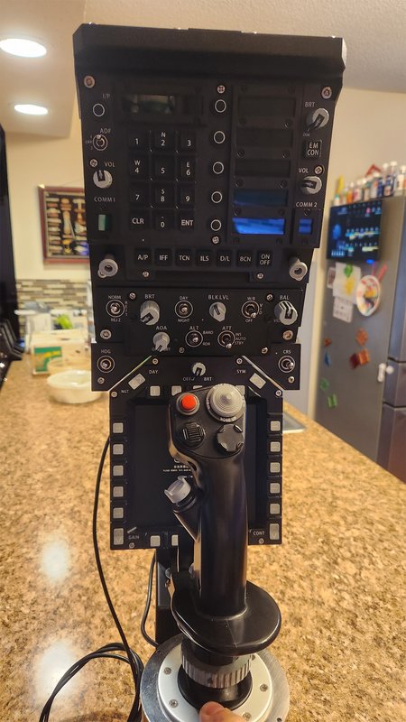 WinWing MIP with center desk mount : r/hoggit