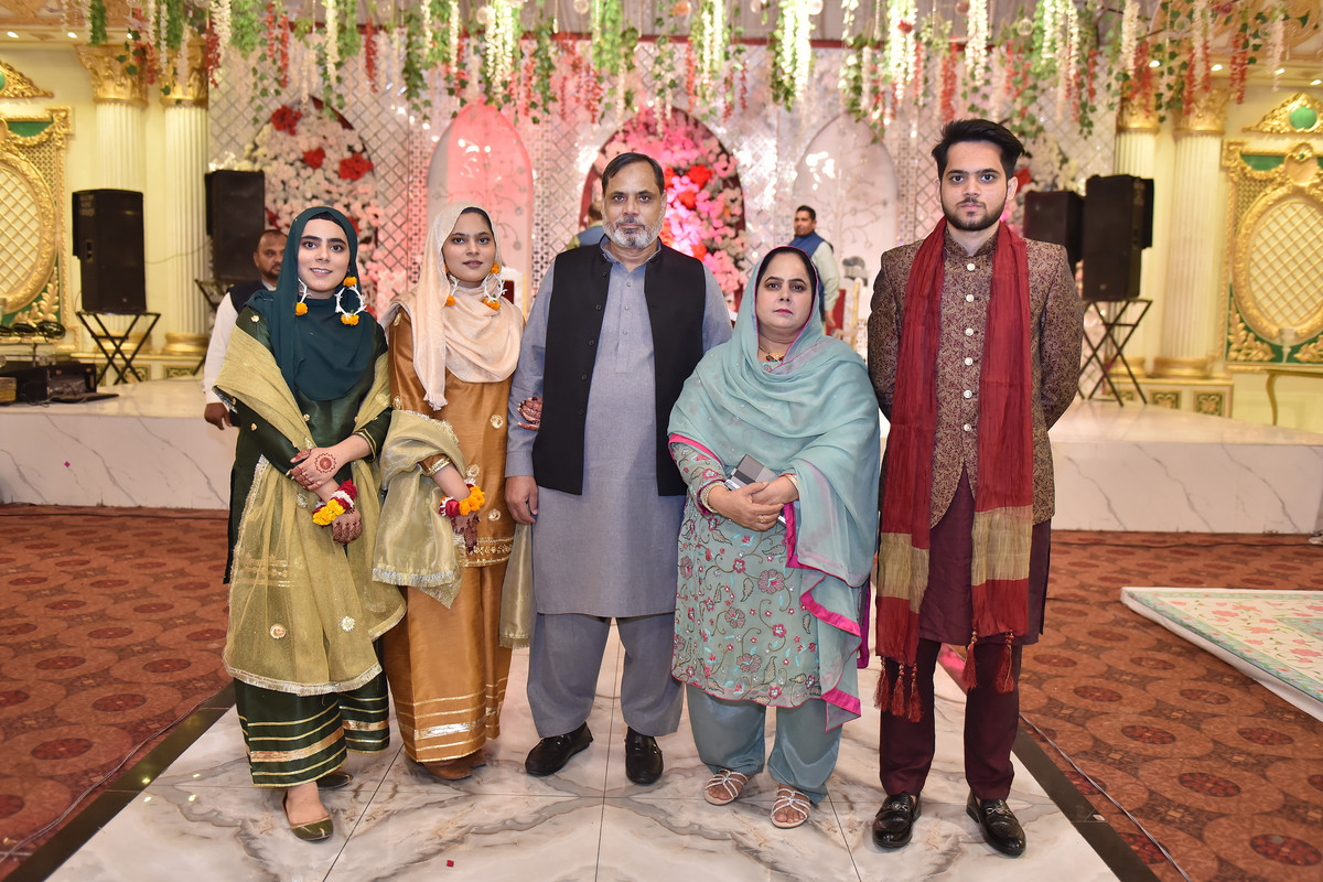 IR STUDIO AND BEAUTY SALOON (43) — Postimages