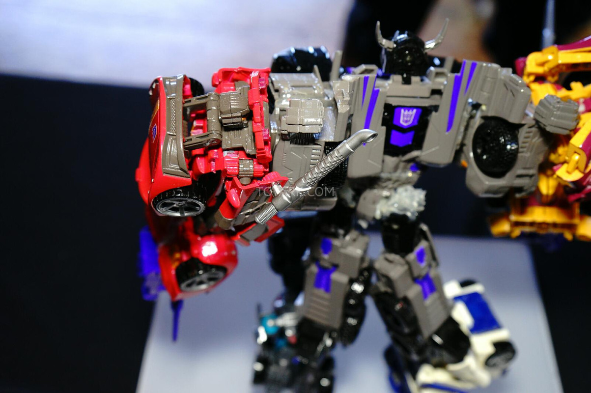 SDCC 2014 Hasbro Transformers Breakfast 121 1406 — Postimages