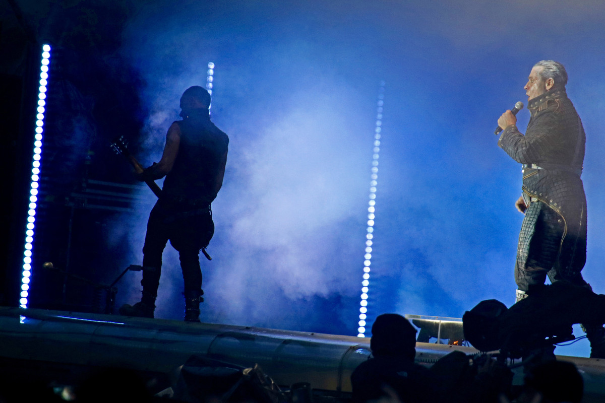 27561187016 9edc07cb48 k — Postimages