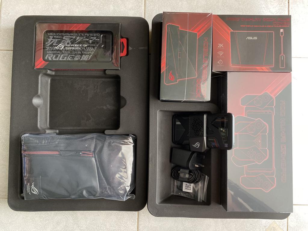 [WTT] Asus ROG Phone 2 SuperPack Set