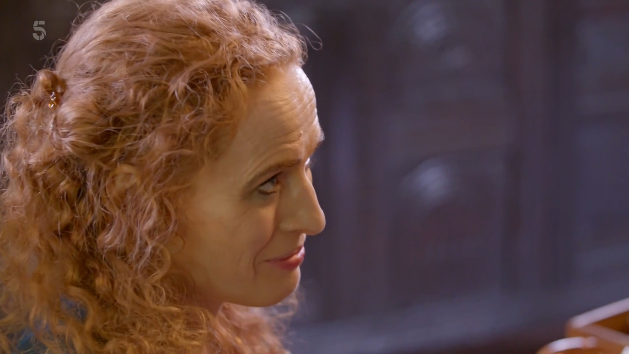 2023 01 07 21 30 Channel5 Secrets of the Royal Palaces 3x1 mp4 snapshot ...