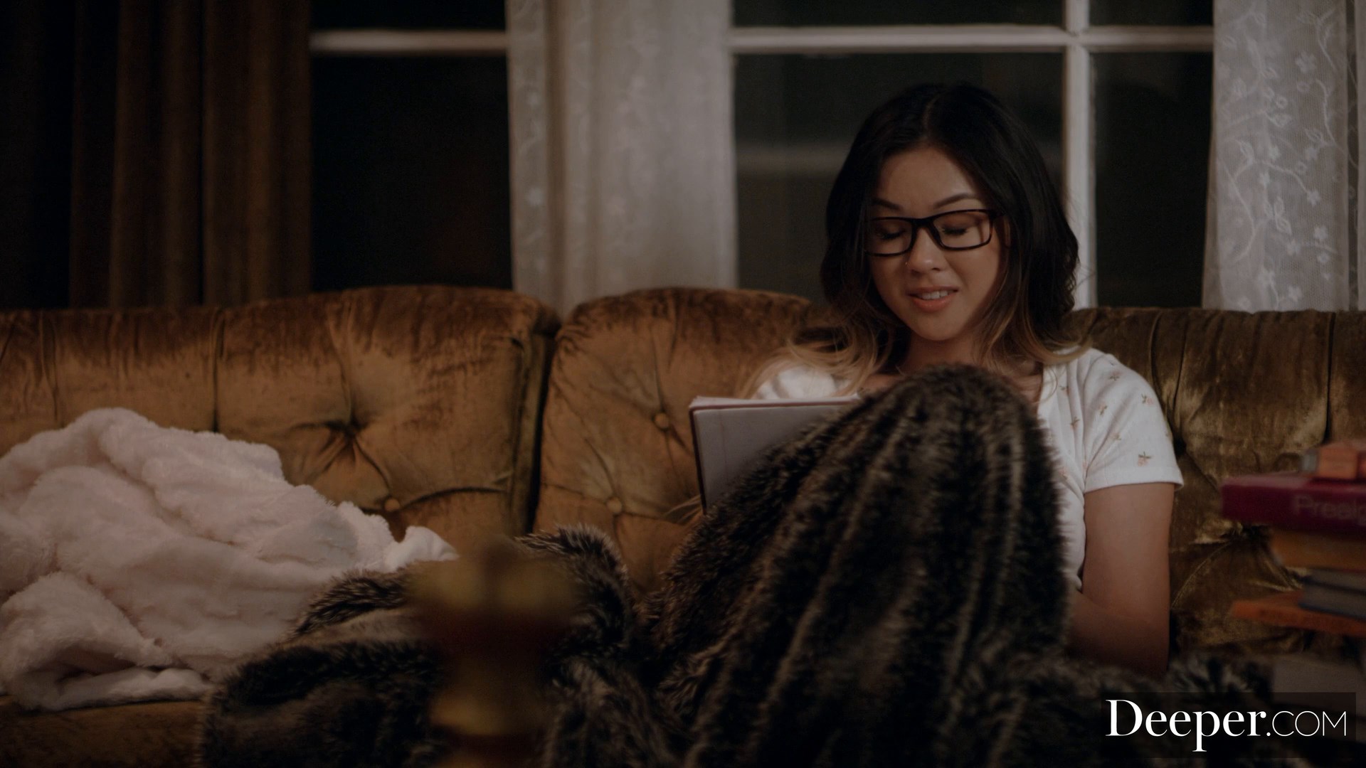 Episode 1 part 2 mp4 0000 — Postimages