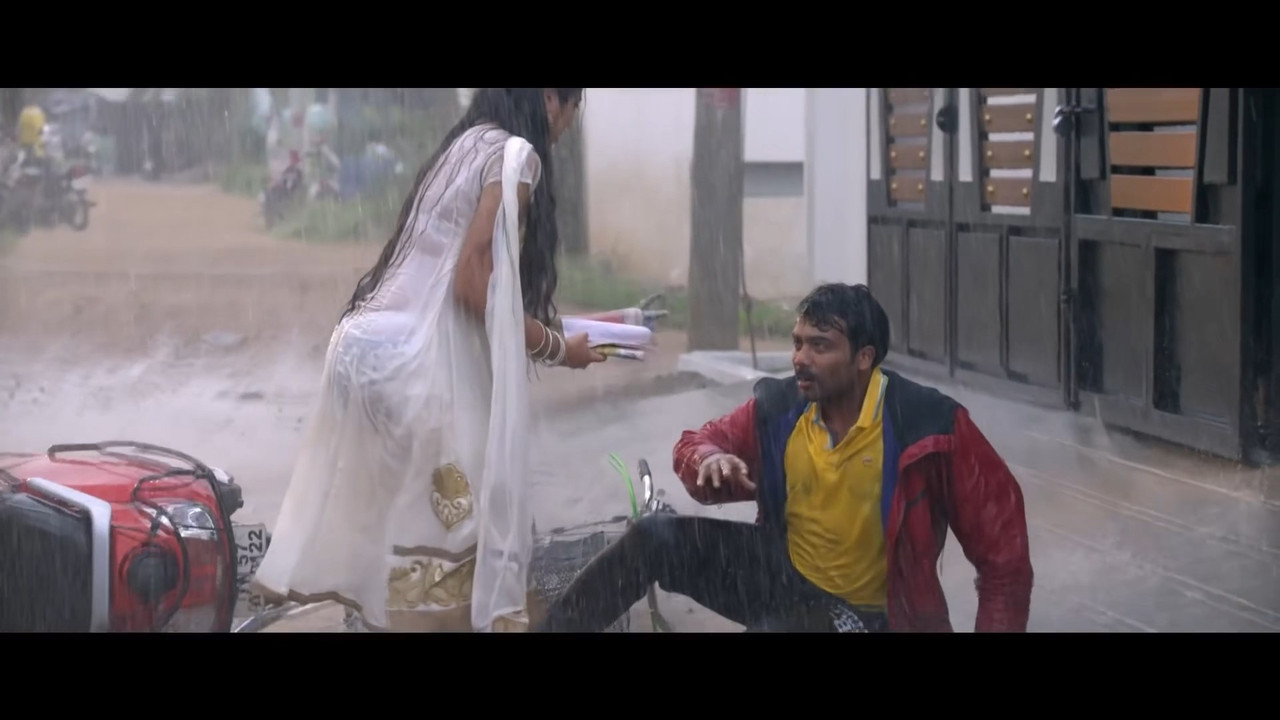 Veena Nandakumar Sexy Rare Navel, Panty, Thigh Scenes from Love Ke Liye ...