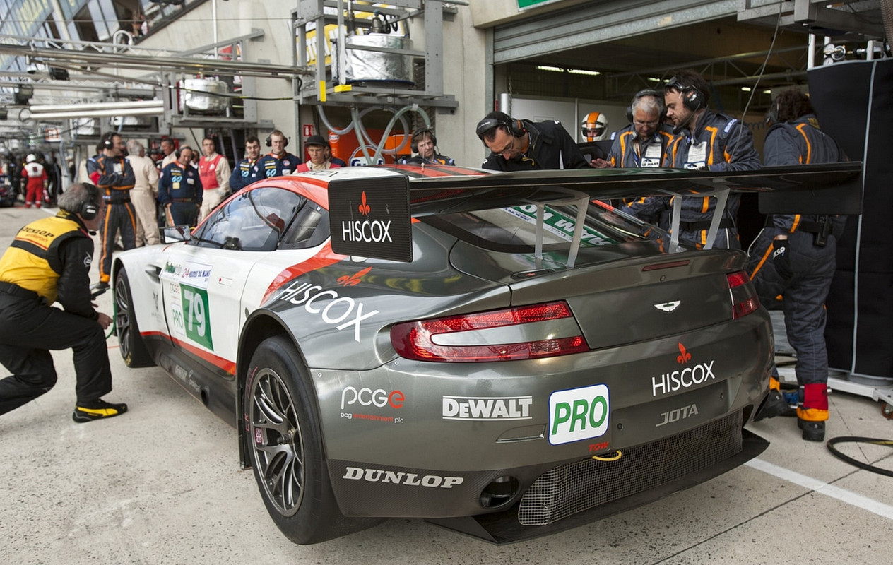 2011 LM 79 Sam Hancock Simon Dolan Chris Buncombe 0049 — Postimages