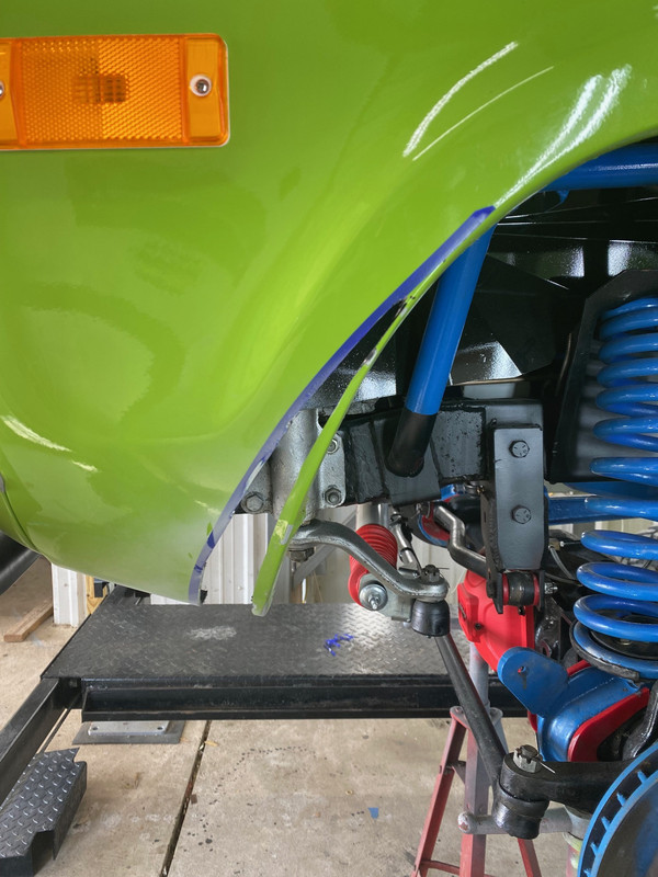 Bronco fender repaird — Postimages