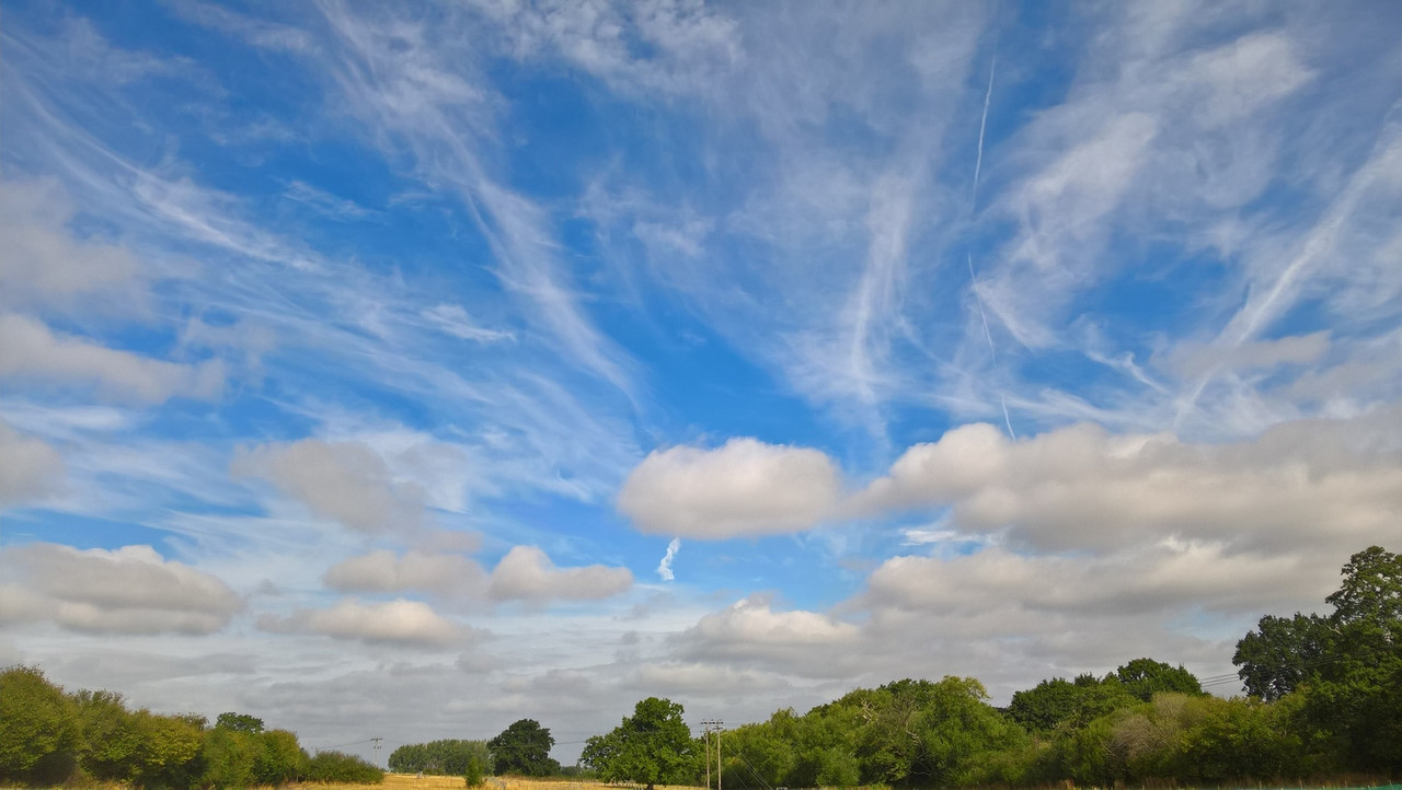 crazy clouds — Postimages