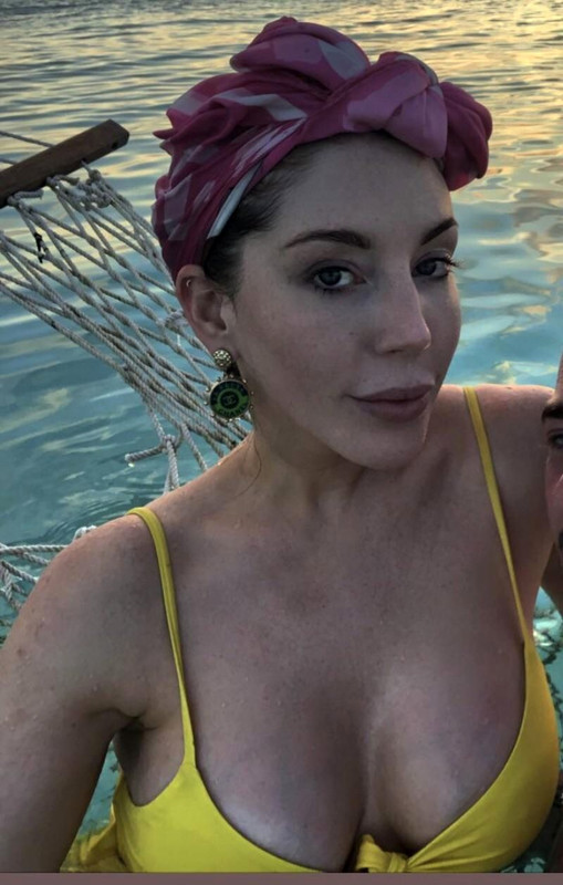 Katherine bikini — Postimages