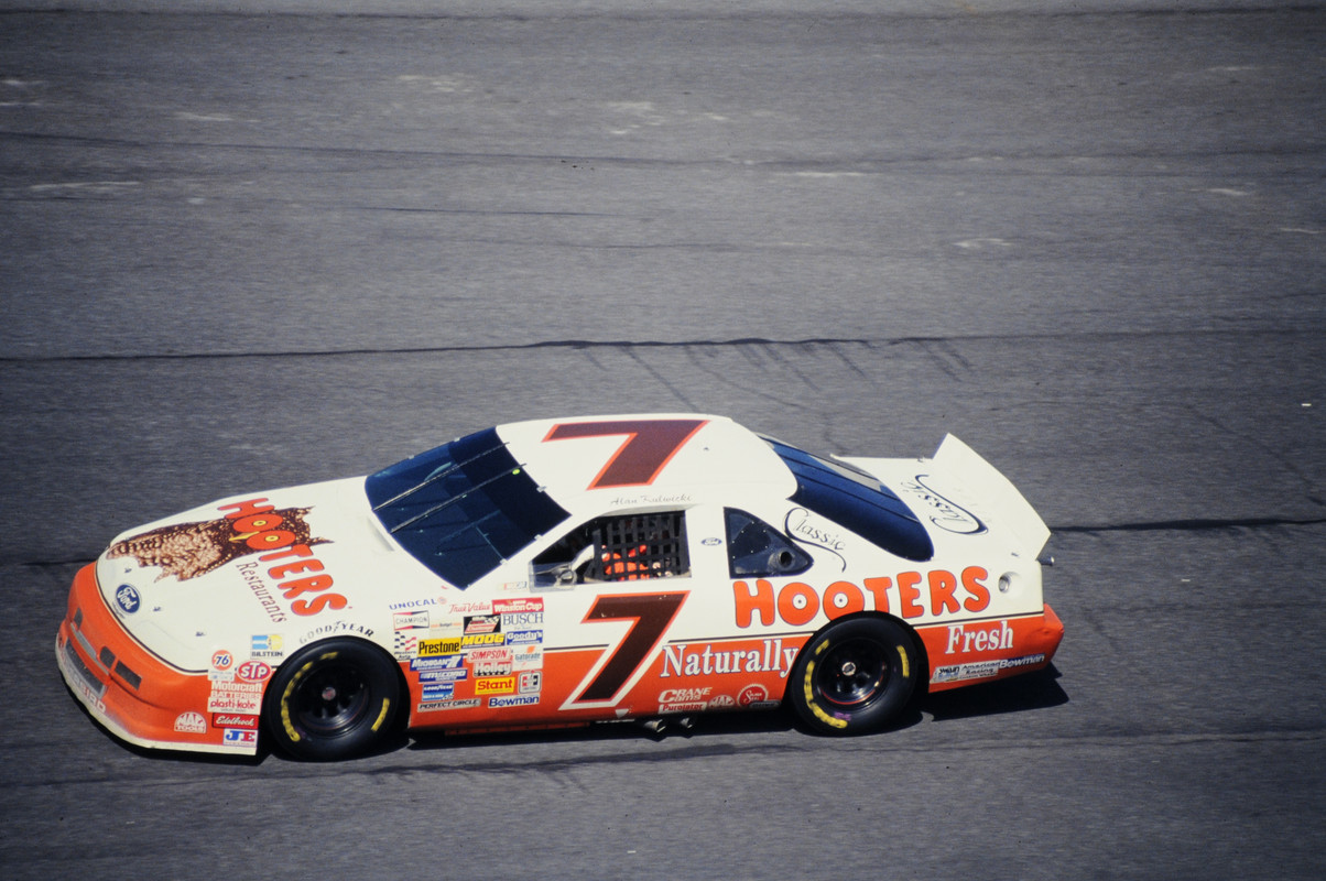 7 Alan Kulwicki ATL NOV 92 — Postimages