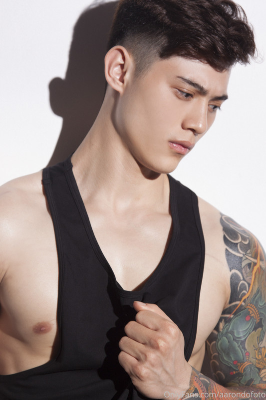 Aaron Do (16) — Postimages