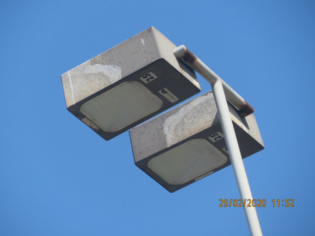 Lighting-Gallery.net - Lanterns/Lantern on the way back and forth to ...