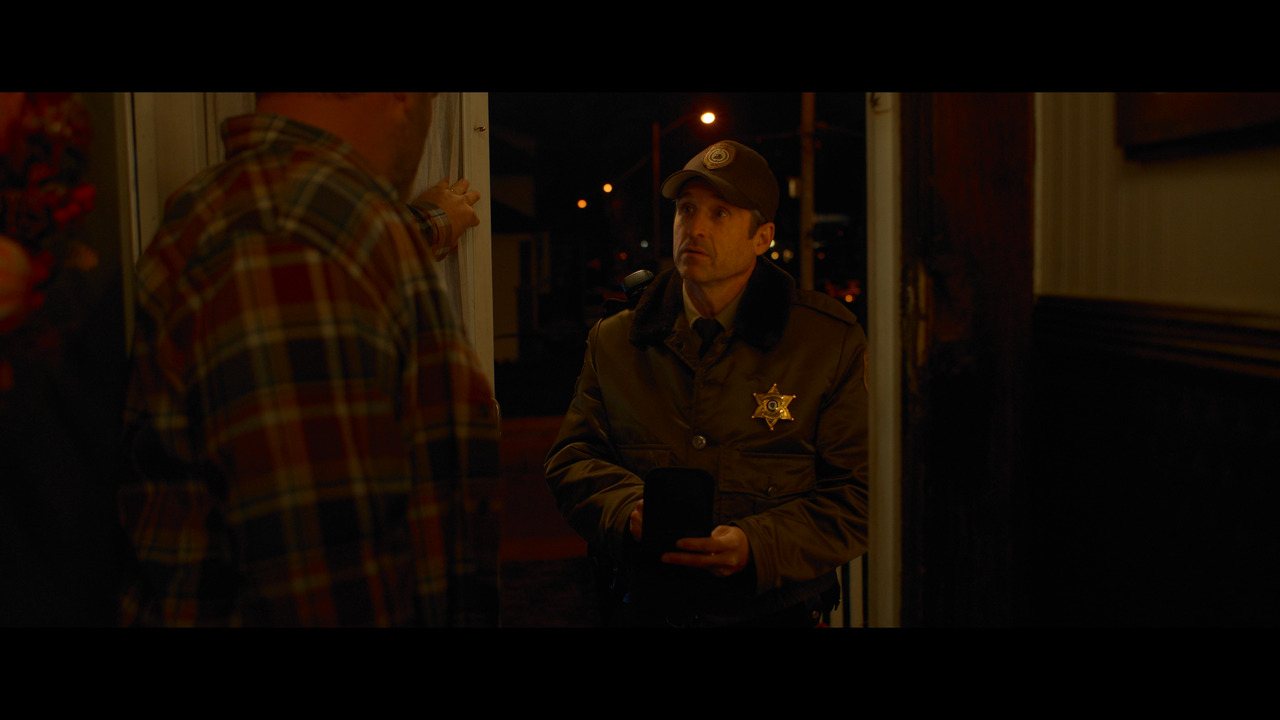 mpv shot Thanksgiving 2023 2160p UHD BDREMUX HDR DV HEVC Нечипорук 00 01 31 0002 — Postimages