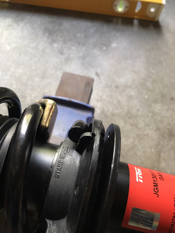 F10 535i DIY - Front Strut building and installation - F10, F11 and F07 ...