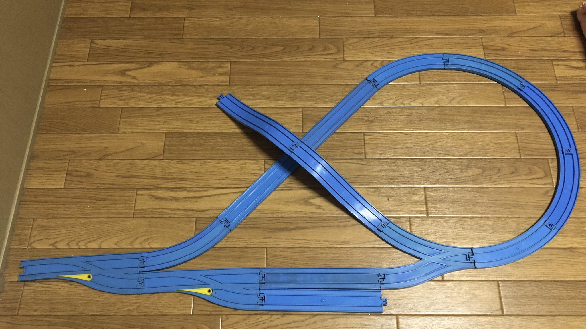 Ef PEj19 Uc AEc6 U3 — Postimages